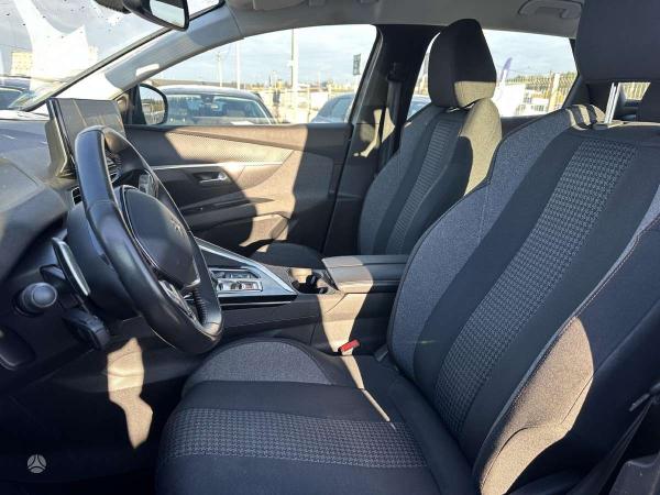 Grey Peugeot 3008 2022 in Vilnius, with an engine capacity of 1.20 L and mileage of 178 thousand km for 14156 €, photo 11 on AUTOMOTO.COM.LV