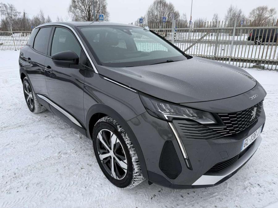 Grey Peugeot 3008 2022 in Marijampole, with an engine capacity of 1.20 L and mileage of 75 thousand km for 16571 €, photo 3 on AUTOMOTO.COM.LV