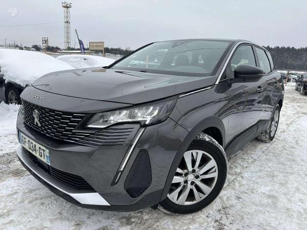 Grey Peugeot 3008 2022 in Vilnius, with an engine capacity of 1.20 L and mileage of 180 thousand km for 13914 €, photo 1 on AUTOMOTO.COM.LV