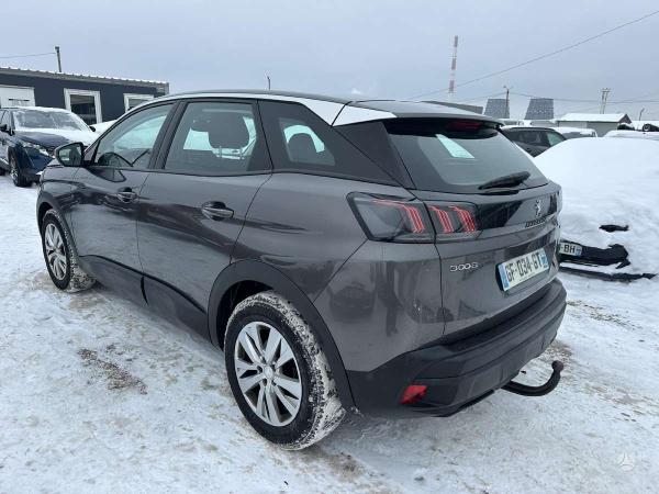 Grey Peugeot 3008 2022 in Vilnius, with an engine capacity of 1.20 L and mileage of 180 thousand km for 13914 €, photo 4 on AUTOMOTO.COM.LV
