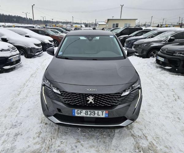 Grey Peugeot 3008 2022 in Vilnius, with an engine capacity of 1.20 L and mileage of 140 thousand km for 13552 €, photo 2 on AUTOMOTO.COM.LV