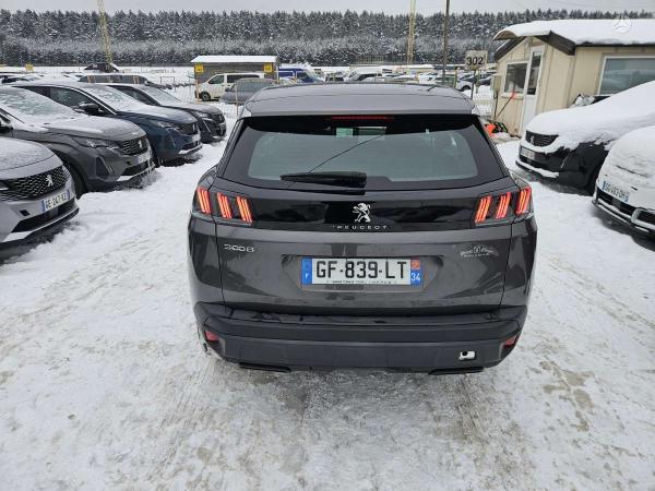 Grey Peugeot 3008 2022 in Vilnius, with an engine capacity of 1.20 L and mileage of 140 thousand km for 13552 €, photo 6 on AUTOMOTO.COM.LV