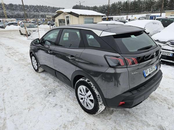 Grey Peugeot 3008 2022 in Vilnius, with an engine capacity of 1.20 L and mileage of 140 thousand km for 13552 €, photo 7 on AUTOMOTO.COM.LV