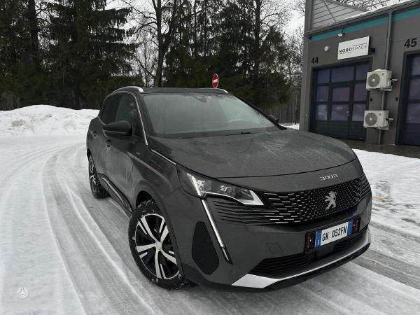Grey Peugeot 3008 2022 in Vilnius, with an engine capacity of 1.50 L and mileage of 206 thousand km for 16939 €, photo 2 on AUTOMOTO.COM.LV