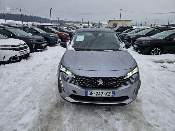 Grey Peugeot 3008 2022 in Vilnius, with an engine capacity of 1.50 L and mileage of 179 thousand km for 14762 €, photo 2 on AUTOMOTO.COM.LV