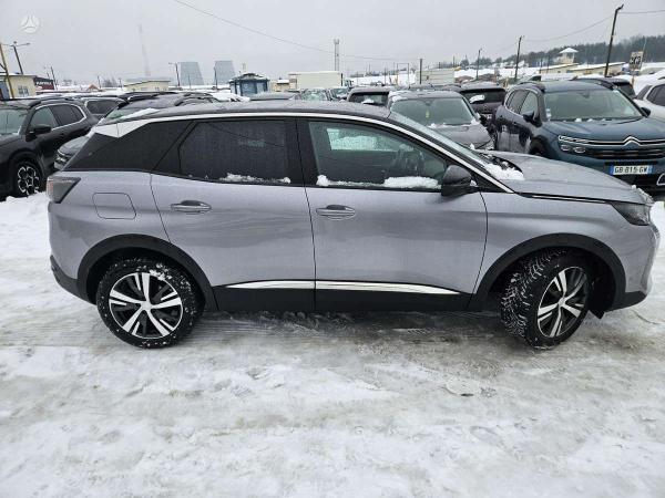 Grey Peugeot 3008 2022 in Vilnius, with an engine capacity of 1.50 L and mileage of 179 thousand km for 14762 €, photo 4 on AUTOMOTO.COM.LV