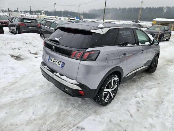 Grey Peugeot 3008 2022 in Vilnius, with an engine capacity of 1.50 L and mileage of 179 thousand km for 14762 €, photo 5 on AUTOMOTO.COM.LV