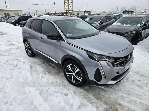 Grey Peugeot 3008 2022 in Vilnius, with an engine capacity of 1.20 L and mileage of 148 thousand km for 13189 €, photo 1 on AUTOMOTO.COM.LV