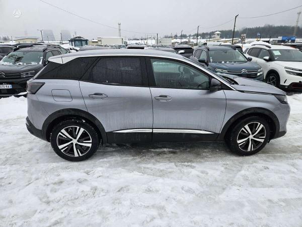 Grey Peugeot 3008 2022 in Vilnius, with an engine capacity of 1.20 L and mileage of 148 thousand km for 13189 €, photo 4 on AUTOMOTO.COM.LV