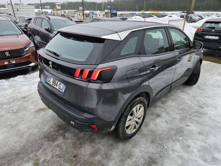 Grey Peugeot 3008 2022 in Vilnius, with an engine capacity of 1.20 L and mileage of 168 thousand km for 13189 €, photo 5 on AUTOMOTO.COM.LV