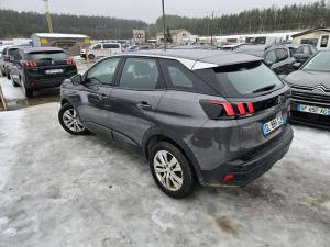 Grey Peugeot 3008 2022 in Vilnius, with an engine capacity of 1.20 L and mileage of 168 thousand km for 13189 €, photo 7 on AUTOMOTO.COM.LV