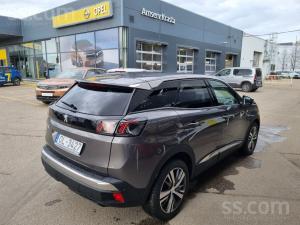 Pelēks Peugeot 3008 2022 Rīga, ar dzinēja tilpumu 1.20 L un nobraukumu 76 tūkst. km par 18900 €, foto 3 vietnē AUTOMOTO.COM.LV
