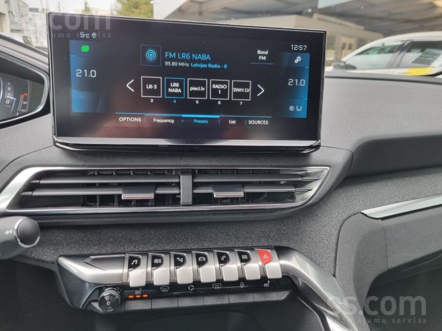Pelēks Peugeot 3008 2022 Rīga, ar dzinēja tilpumu 1.20 L un nobraukumu 76 tūkst. km par 18900 €, foto 12 vietnē AUTOMOTO.COM.LV