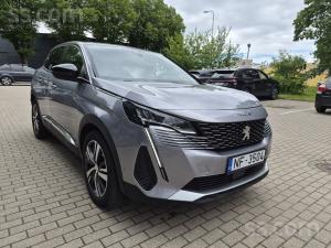 Grey Peugeot 3008 2022 in Riga, with an engine capacity of 1.50 L and mileage of 55 thousand km for 18100 €, photo 3 on AUTOMOTO.COM.LV