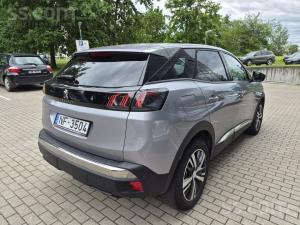 Grey Peugeot 3008 2022 in Riga, with an engine capacity of 1.50 L and mileage of 55 thousand km for 18100 €, photo 4 on AUTOMOTO.COM.LV