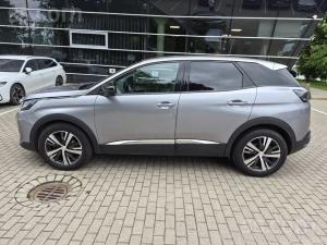 Grey Peugeot 3008 2022 in Riga, with an engine capacity of 1.50 L and mileage of 55 thousand km for 18100 €, photo 6 on AUTOMOTO.COM.LV