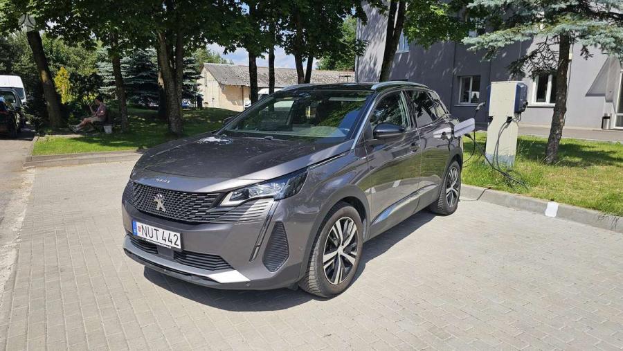 Серый Пежо 3008 2022 в Вильнюс, объемом двигателя 1.60 л и пробегом 160 тыс. км за 16400 €, фото 3 на AUTOMOTO.COM.LV