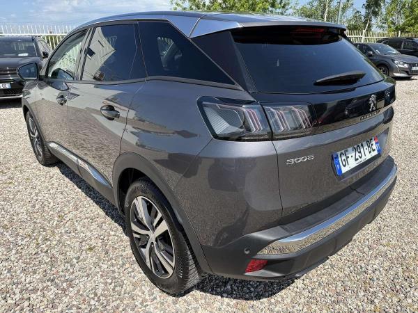 Pelēks Peugeot 3008 2022 Marijampole, ar dzinēja tilpumu 1.20 L un nobraukumu 77 tūkst. km par 16450 €, foto 7 vietnē AUTOMOTO.COM.LV