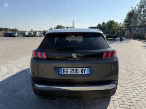 Grey Peugeot 3008 2022 in Taurage, with an engine capacity of 1.20 L and mileage of 198 thousand km for 13552 €, photo 8 on AUTOMOTO.COM.LV