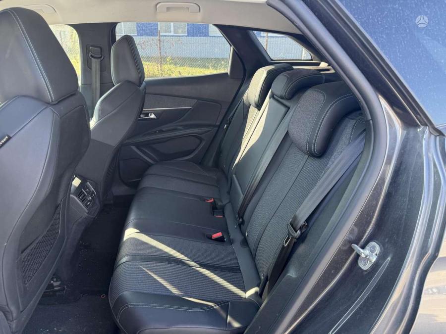 Grey Peugeot 3008 2022 in Taurage, with an engine capacity of 1.20 L and mileage of 198 thousand km for 13552 €, photo 16 on AUTOMOTO.COM.LV