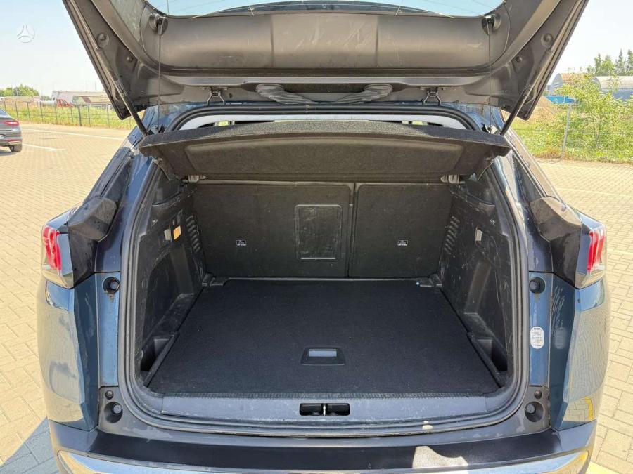 Grey Peugeot 3008 2022 in Taurage, with an engine capacity of 1.20 L and mileage of 165 thousand km for 12826 €, photo 16 on AUTOMOTO.COM.LV