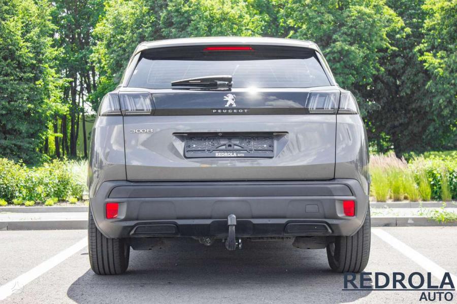 Grey Peugeot 3008 2022 in Kaunas, with an engine capacity of 1.50 L and mileage of 167 thousand km for 15300 €, photo 6 on AUTOMOTO.COM.LV