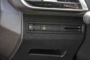 Grey Peugeot 3008 2022 in Kaunas, with an engine capacity of 1.50 L and mileage of 167 thousand km for 15300 €, photo 19 on AUTOMOTO.COM.LV