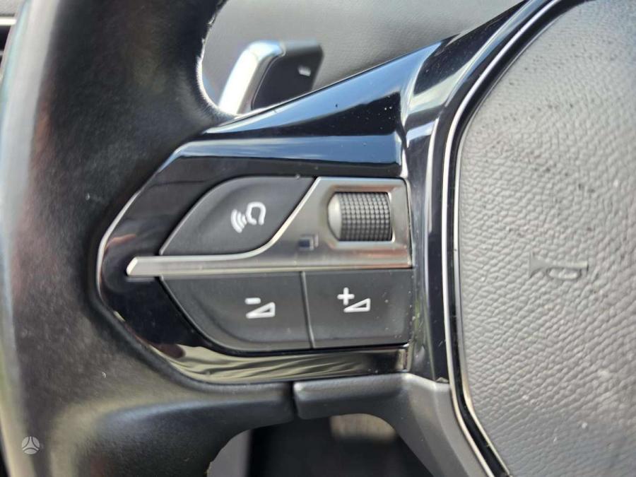 Pelēks Peugeot 3008 2022 Tauragė, ar dzinēja tilpumu 1.50 L un nobraukumu 180 tūkst. km par 12800 €, foto 17 vietnē AUTOMOTO.COM.LV