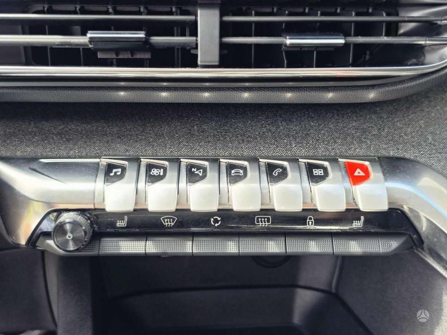 Pelēks Peugeot 3008 2022 Tauragė, ar dzinēja tilpumu 1.50 L un nobraukumu 180 tūkst. km par 12800 €, foto 19 vietnē AUTOMOTO.COM.LV