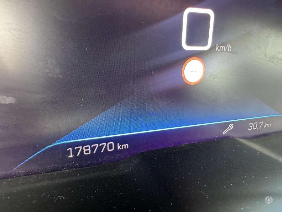 Серый Пежо 3008 2022 в Вильнюс, объемом двигателя 1.20 л и пробегом 178 тыс. км за 13067 €, фото 14 на AUTOMOTO.COM.LV