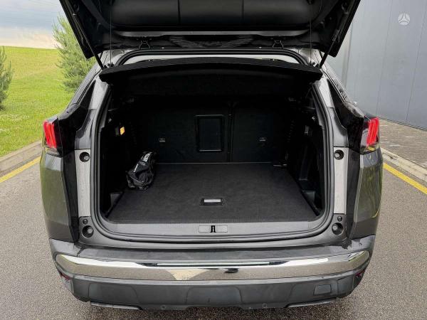Grey Peugeot 3008 2022 in Kaunas, with an engine capacity of 1.20 L and mileage of 163 thousand km for 14500 €, photo 9 on AUTOMOTO.COM.LV
