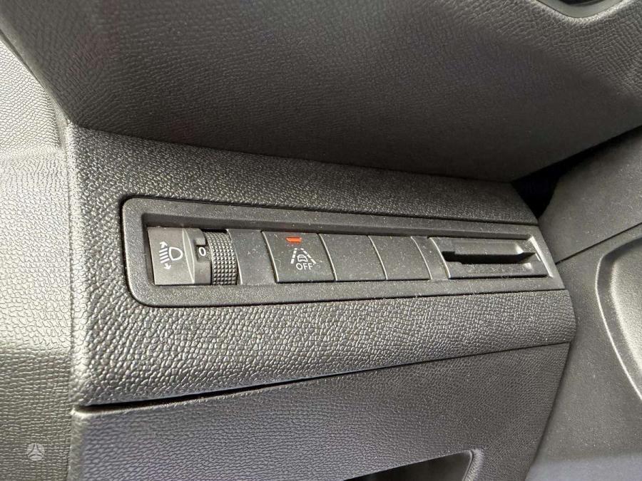Pelēks Peugeot 3008 2022 Kauņa, ar dzinēja tilpumu 1.20 L un nobraukumu 163 tūkst. km par 14500 €, foto 24 vietnē AUTOMOTO.COM.LV