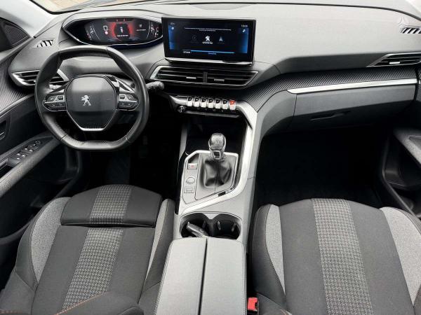 Grey Peugeot 3008 2022 in Kaunas, with an engine capacity of 1.20 L and mileage of 156 thousand km for 12700 €, photo 8 on AUTOMOTO.COM.LV
