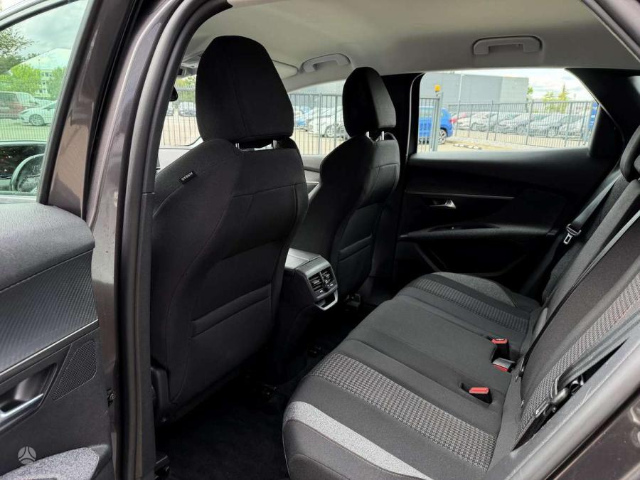 Pelēks Peugeot 3008 2022 Kauņa, ar dzinēja tilpumu 1.20 L un nobraukumu 156 tūkst. km par 12700 €, foto 13 vietnē AUTOMOTO.COM.LV