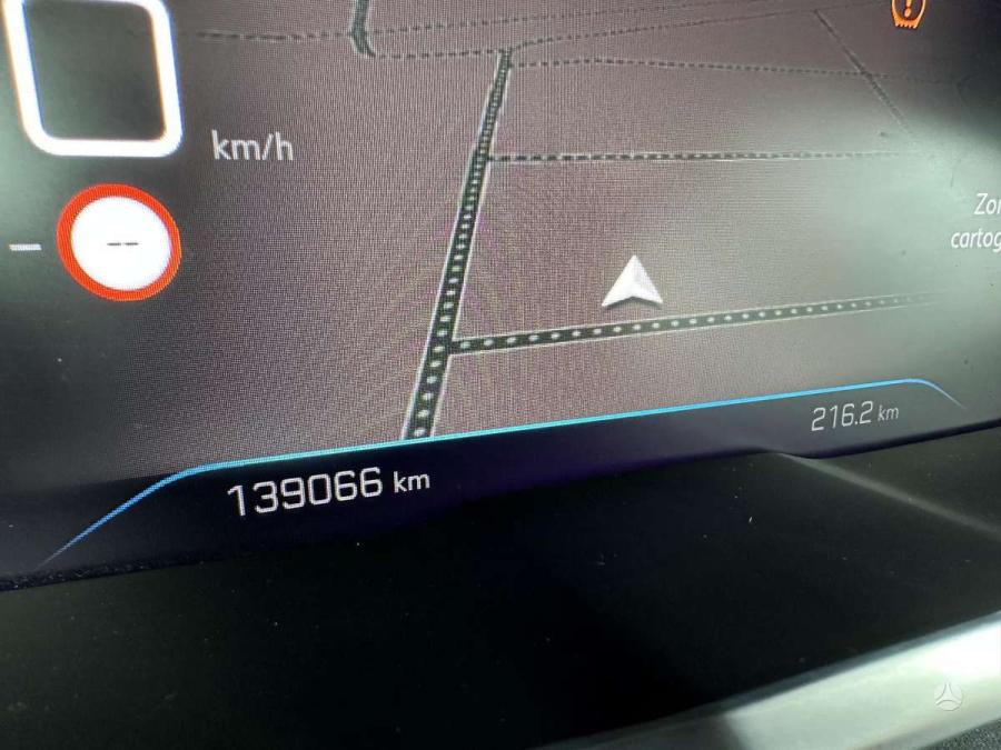 Grey Peugeot 3008 2022 in Vilnius, with an engine capacity of 1.20 L and mileage of 139 thousand km for 13672 €, photo 14 on AUTOMOTO.COM.LV