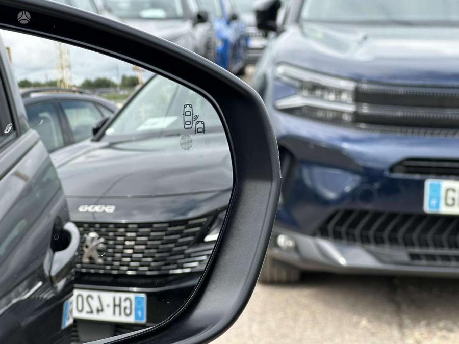 Grey Peugeot 3008 2022 in Vilnius, with an engine capacity of 1.20 L and mileage of 139 thousand km for 13672 €, photo 22 on AUTOMOTO.COM.LV