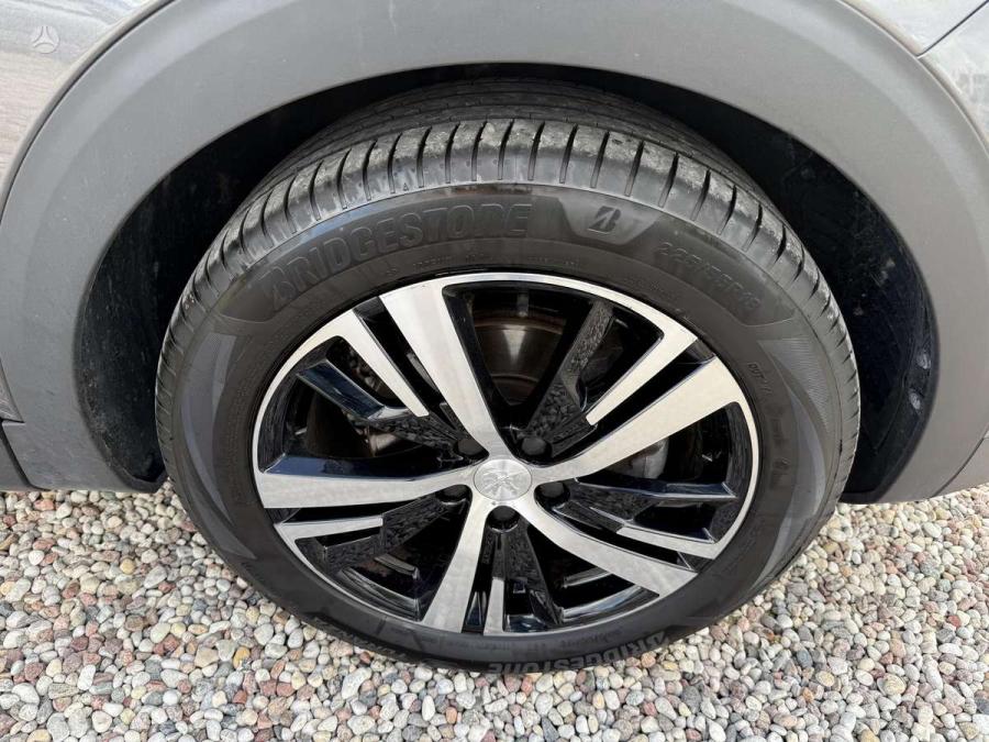 Grey Peugeot 3008 2022 in Marijampole, with an engine capacity of 1.50 L and mileage of 134 thousand km for 17539 €, photo 15 on AUTOMOTO.COM.LV