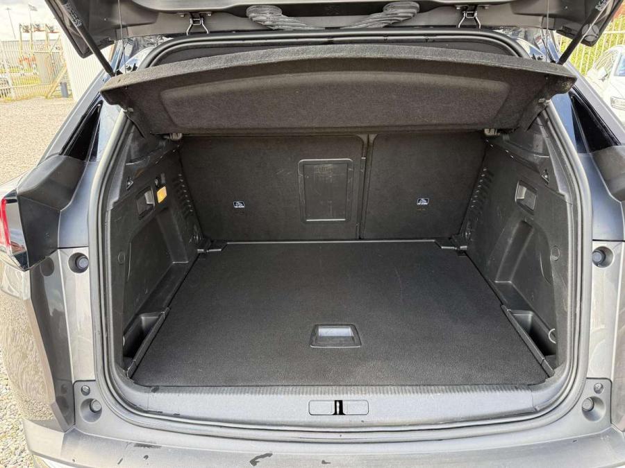 Grey Peugeot 3008 2022 in Marijampole, with an engine capacity of 1.50 L and mileage of 134 thousand km for 17539 €, photo 23 on AUTOMOTO.COM.LV