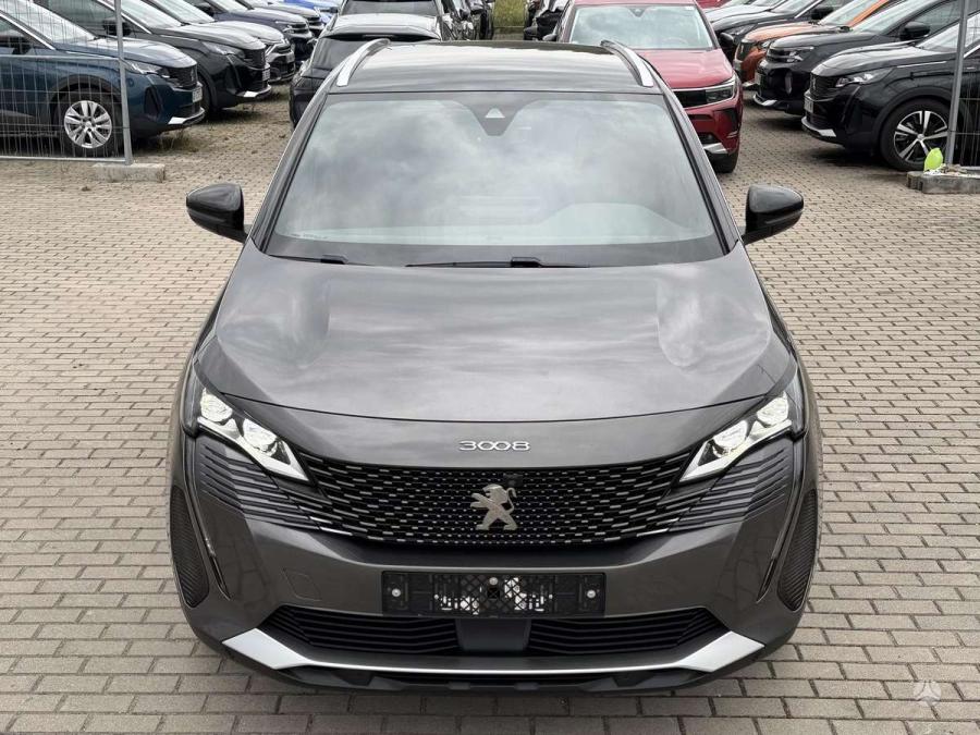 Grey Peugeot 3008 2022 in Marijampole, with an engine capacity of 1.20 L and mileage of 158 thousand km for 13552 €, photo 5 on AUTOMOTO.COM.LV