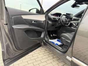 Grey Peugeot 3008 2022 in Marijampole, with an engine capacity of 1.20 L and mileage of 158 thousand km for 13552 €, photo 23 on AUTOMOTO.COM.LV