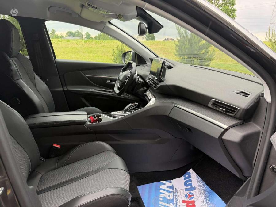 Grey Peugeot 3008 2022 in Kaunas, with an engine capacity of 1.20 L and mileage of 163 thousand km for 14300 €, photo 18 on AUTOMOTO.COM.LV