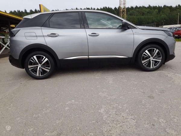 Grey Peugeot 3008 2022 in Vilnius, with an engine capacity of 1.60 L and mileage of 197 thousand km for 15000 €, photo 8 on AUTOMOTO.COM.LV