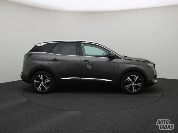 Grey Peugeot 3008 2023 in Vilnius, with an engine capacity of 1.20 L and mileage of 140 thousand km for 17999 €, photo 9 on AUTOMOTO.COM.LV