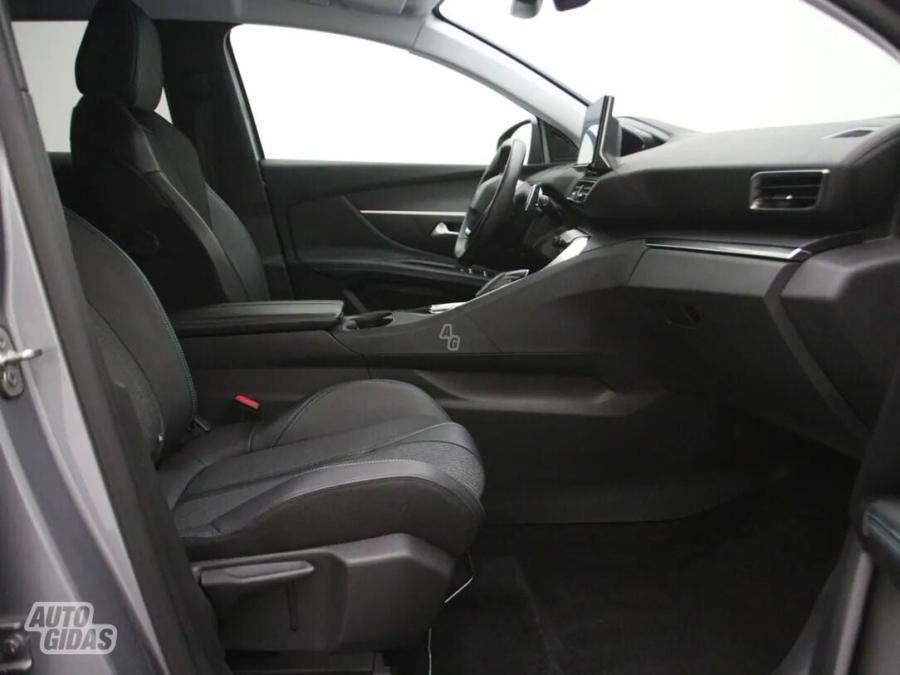 Grey Peugeot 3008 2023 in Vilnius, with an engine capacity of 1.50 L and mileage of 200 thousand km for 18299 €, photo 15 on AUTOMOTO.COM.LV
