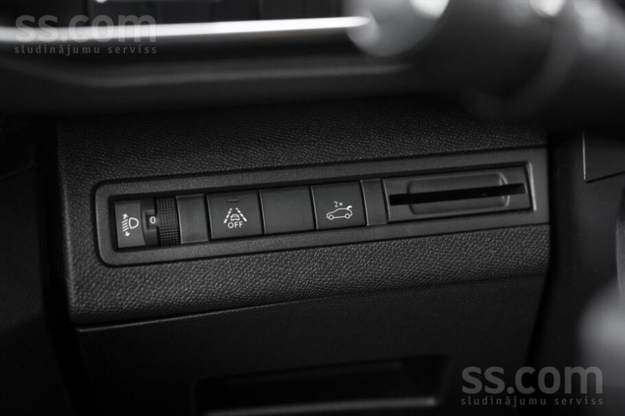 Pelēks Peugeot 3008 2023 Tukums, ar dzinēja tilpumu 1.50 L un nobraukumu 120 tūkst. km par 19650 €, foto 15 vietnē AUTOMOTO.COM.LV