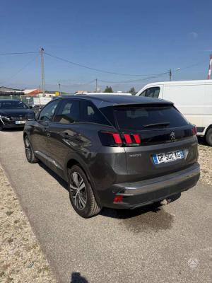 Pelēks Peugeot 3008 2023 Viļņa, ar dzinēja tilpumu 1.50 L un nobraukumu 148 tūkst. km par 14270 €, foto 7 vietnē AUTOMOTO.COM.LV