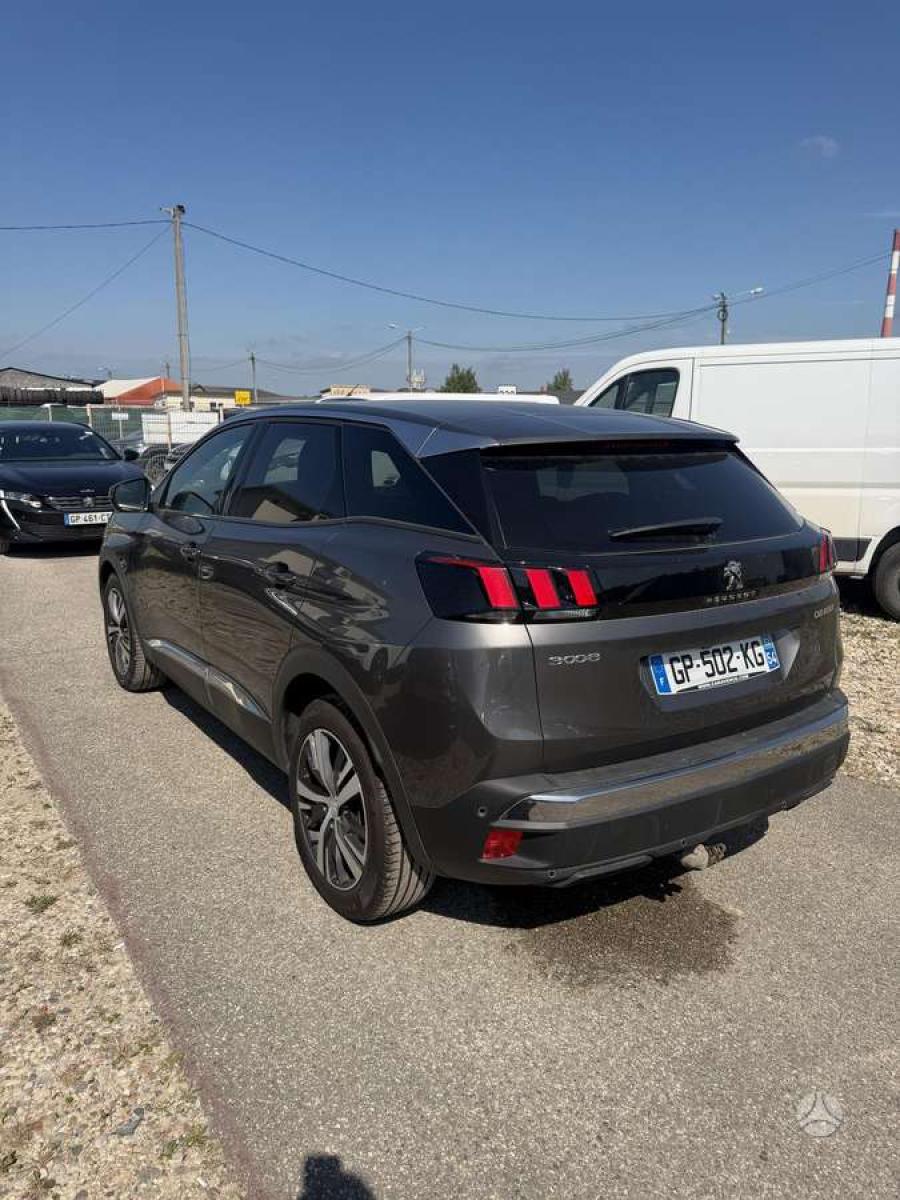 Pelēks Peugeot 3008 2023 Viļņa, ar dzinēja tilpumu 1.50 L un nobraukumu 148 tūkst. km par 14270 €, foto 7 vietnē AUTOMOTO.COM.LV