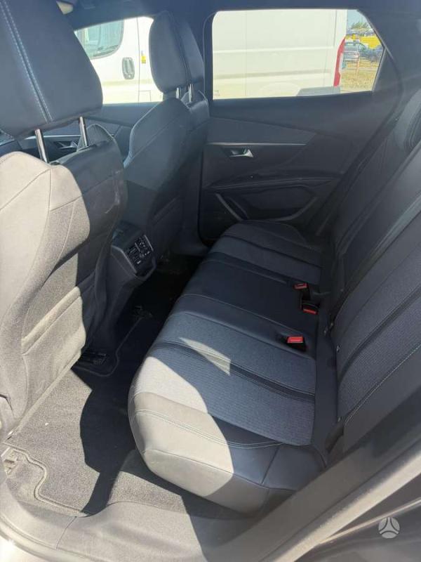 Pelēks Peugeot 3008 2023 Viļņa, ar dzinēja tilpumu 1.50 L un nobraukumu 148 tūkst. km par 14270 €, foto 8 vietnē AUTOMOTO.COM.LV