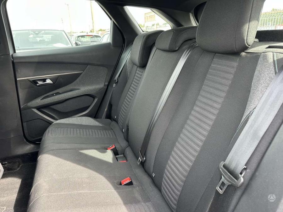Pelēks Peugeot 3008 2023 Viļņa, ar dzinēja tilpumu 1.20 L un nobraukumu 120 tūkst. km par 13914 €, foto 14 vietnē AUTOMOTO.COM.LV