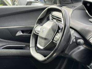 Pelēks Peugeot 3008 2023 Viļņa, ar dzinēja tilpumu 1.20 L un nobraukumu 120 tūkst. km par 13914 €, foto 18 vietnē AUTOMOTO.COM.LV
